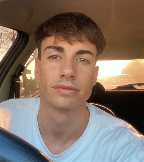 Gran Hermano 2024 Las Fotos De Alan Simone Que Encienden Las Redes