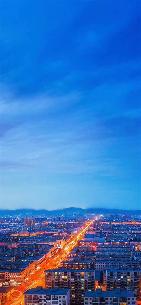 夜晚 城镇 灯光 蓝天