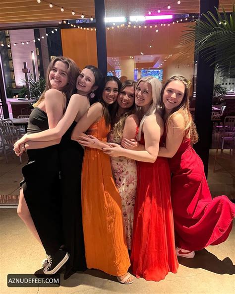 Caroline Mckenzie Feet Aznudefeet