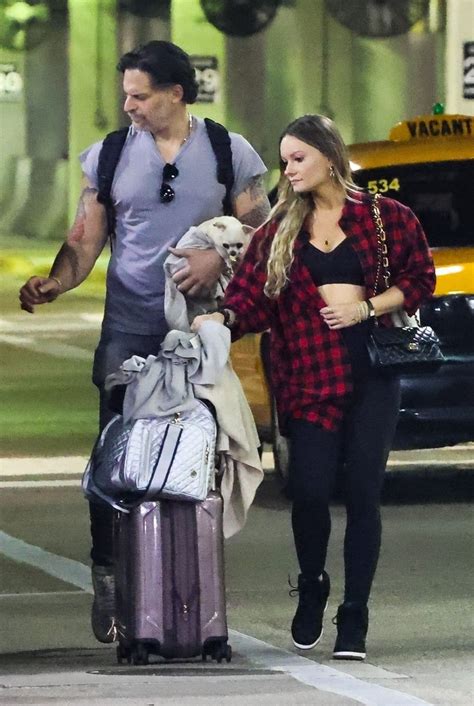 Caitlin Oconnor Touches Down In Miami 12 19 2024 • Celebmafia