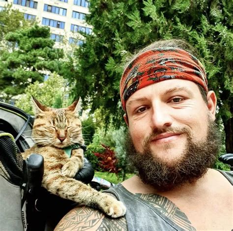 Wiley Robertson Scrolller