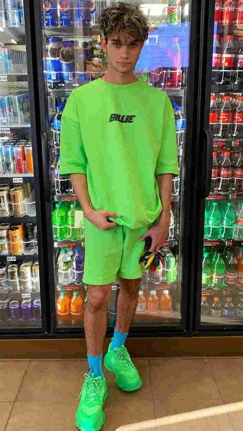 Marcus Dobre Wiki Biography Age Girlfriend Facts Images And More