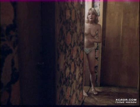 Голая Александра Захарова в Padenie