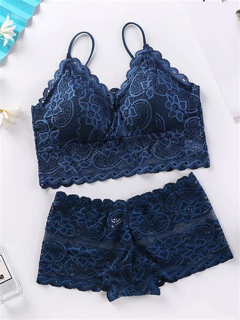 Wide Lace Trim Bralette Bra With Panty