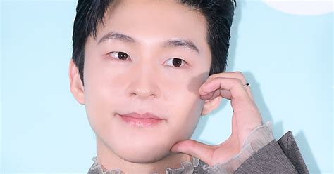 [td포토] 홍경 심쿵 볼하트