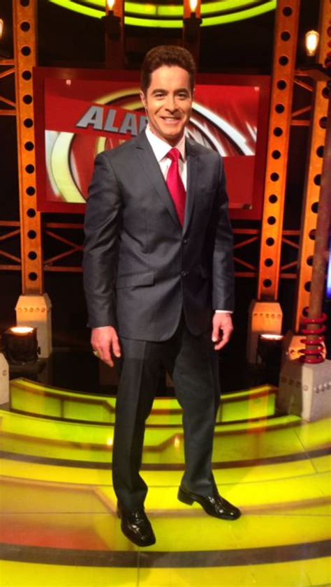 Jorge Antolín Cumple 8 Años De éxito En Alarma Tv De Los Angeles Cal