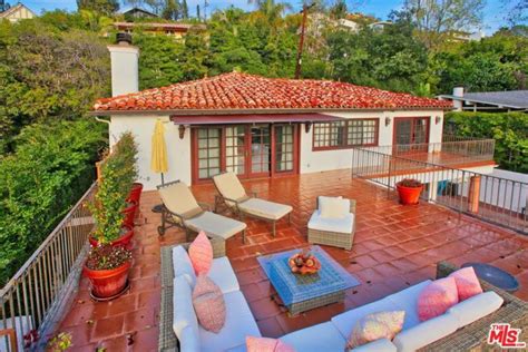 Faye Resnicks New Hollywood Hills Home Will Surely Become Pal Kris