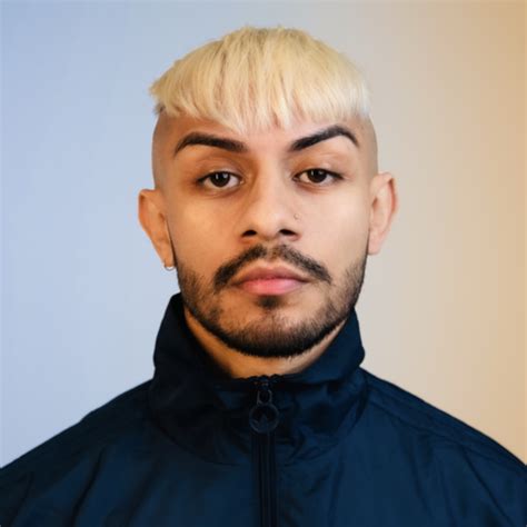 Schak Apporte Une Vision Unique De La Sous Culture Makina Avec Un