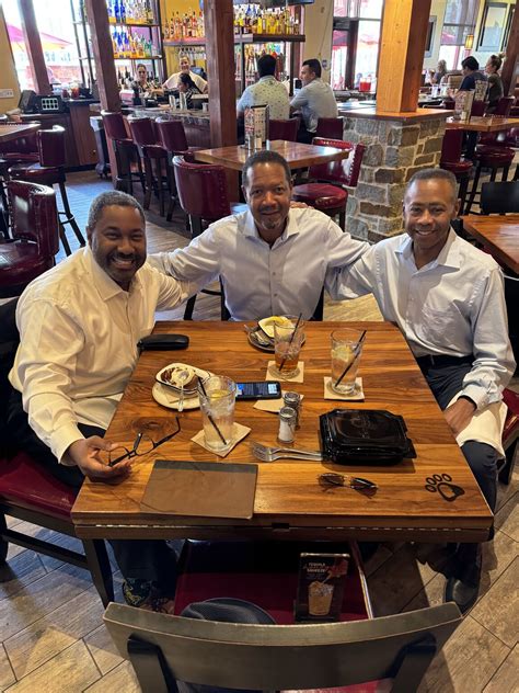 Networking Relationships Dr Reggie Thomas