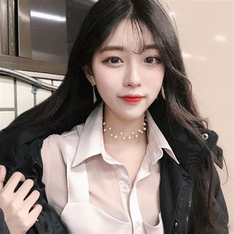 이미지 사람 2명 여자 패션 소녀 모델 패션