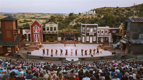 Medora Nd A Magical Medora Christmas Show Is Back Featuring 5 Past