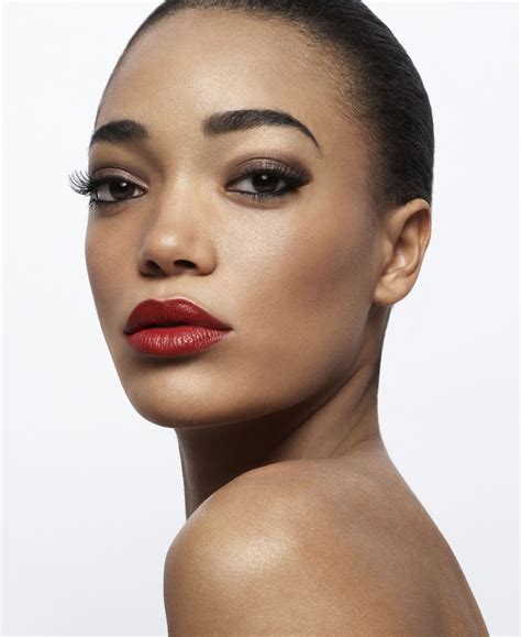Fit Head 2 Toe Dark Beauty Bright Lipstick For Dark Skin