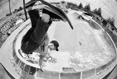 Thomas Campbell Subterraneo Mag