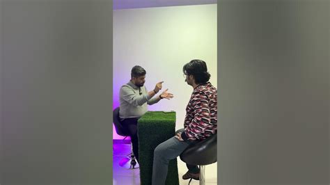 چالش طنز گل یا پوچ ای امید شجاعی😉 Youtube