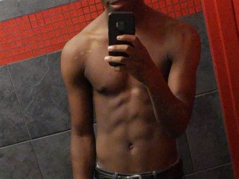 Sliceddigit Cam Model Free Live Sex Show And Chat Stripchat