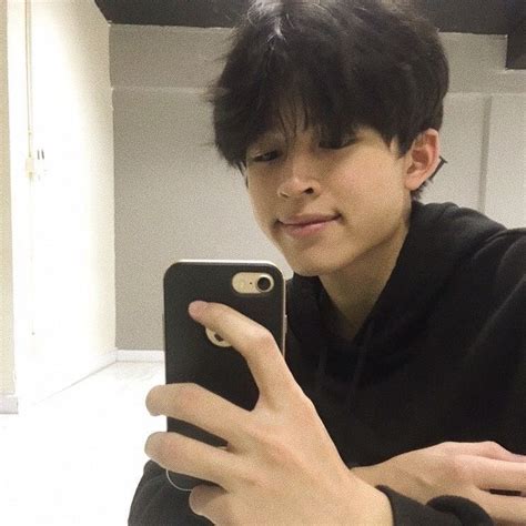 ·pond Naravit· Ppnaravit Celebridades Chicos Famosos Actores