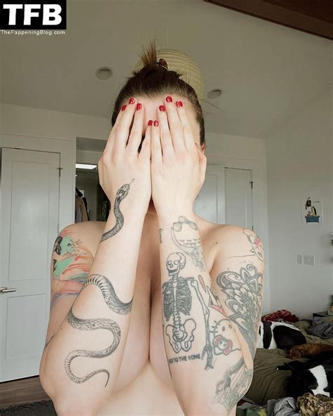 Ireland Baldwin Topless 2 New Photos Thefappening