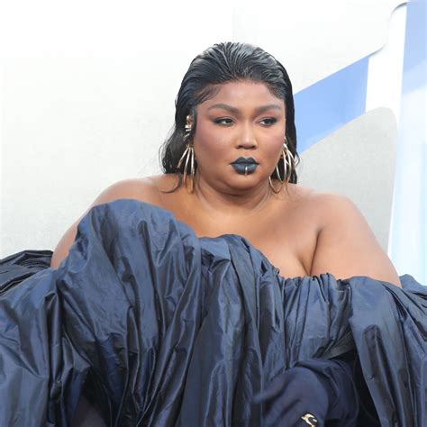 Lizzo Says She Got So Drunk With Adele At The Grammys After Sneaking