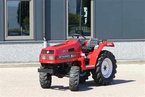 Mitsubishi Mt16 4wd • Vm Service