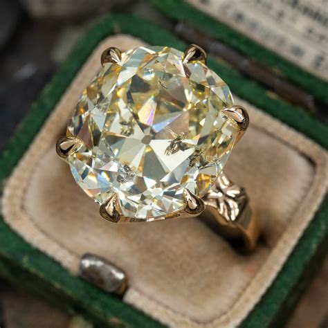 Spectacular Old Mine Cut Diamond Solitaire Ring 14k Yellow Gold 1577ct