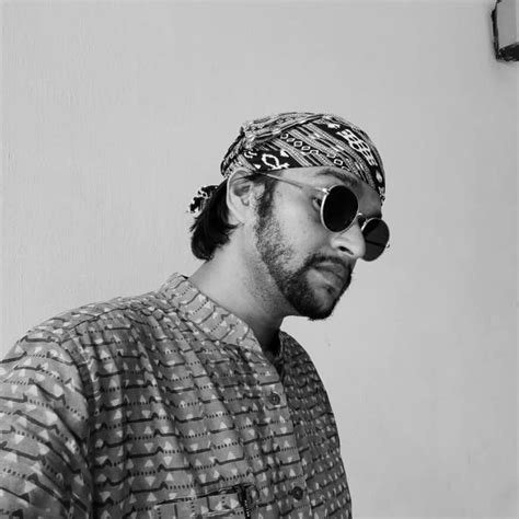 Gol D Golchitra • Threads Say More