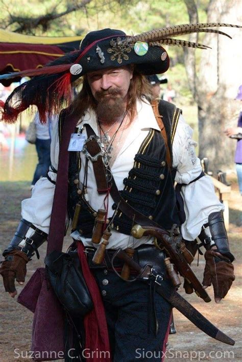 Pin By Rawk Imaginarium On Pirate Inspiration Pirate Costume Men