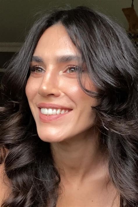 Serenay Aktaş Wiki Biography Age Gallery Spouse And More