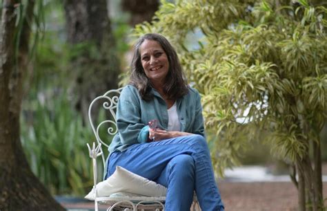 Poema Angela Melim Biblioteca Pública Do Paraná