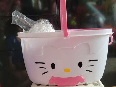 Hello Kitty Mop Pail Furniture And Home Living Cleaning And Homecare Supplies Cleaning Tools