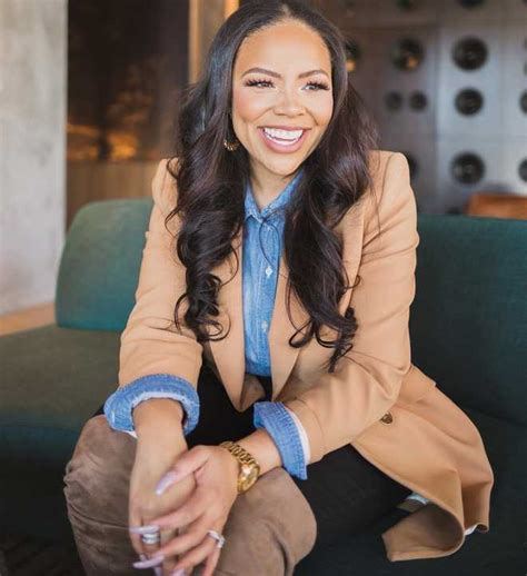 Dying To Ask Podcast Hgtv Star Lauren Makk