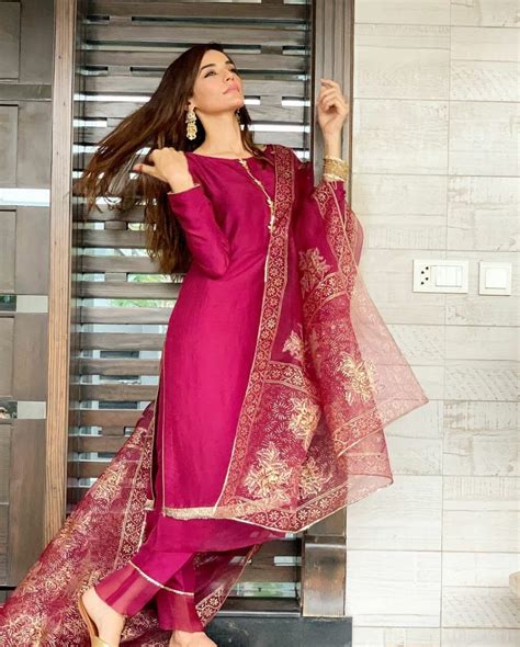 Traditional Salwar Kameez