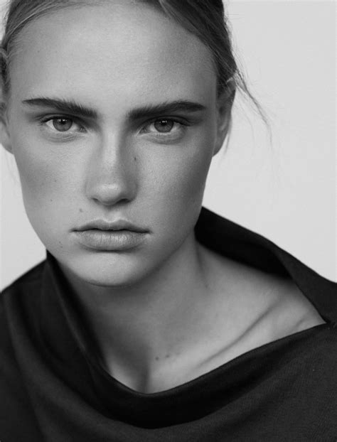 Robin Select Paris Select Model Management