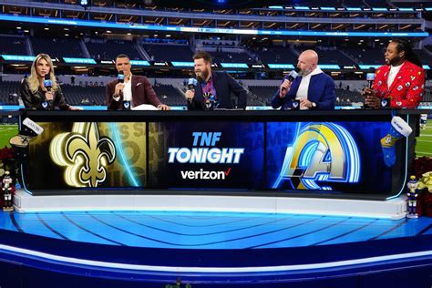 Who Are The Amazon Prime Video Nfl Announcers And Halftime Commentators
