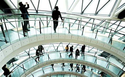 Tackling Interest Rate Curve Construction Complexity Quantifi