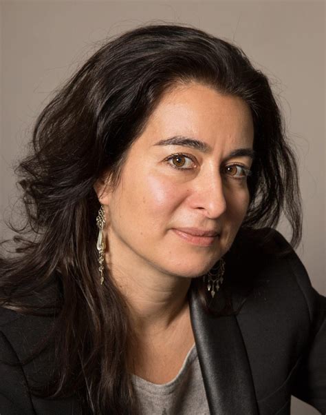 Valérie Isabel Salonrh