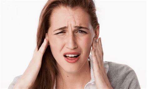 Lo Lắng Có Thể Gây Ra ù Tai Vinmec