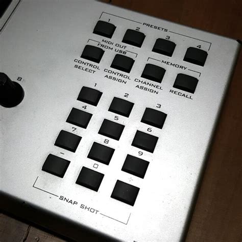 Evolution Uc 16 Midi Controller Hobbies And Toys Music And Media Musical Instruments On Carousell