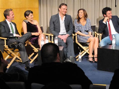 Download How I Met Your Mother Cast Wallpaper