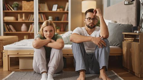 9 Ways To Address Marriage Issues If Your Spouse Is Clueless Yourtango