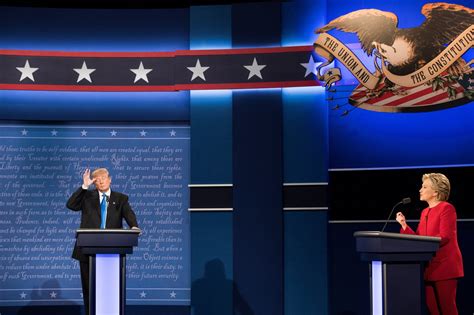 Opinion Hillary Clintons Everywoman Moment The New York Times