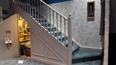House Boasting A ‘harry Potter Room Under The Stairs Hits The Market
