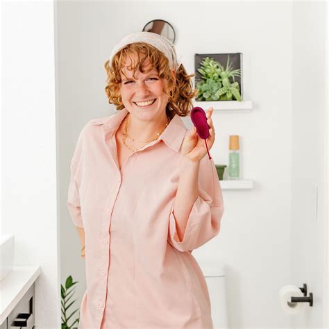 Combo Period Disc Pixie Cup