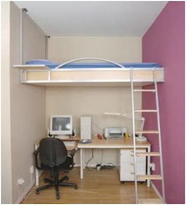 Decorating A Small Bedroom ~ Small Bedroom