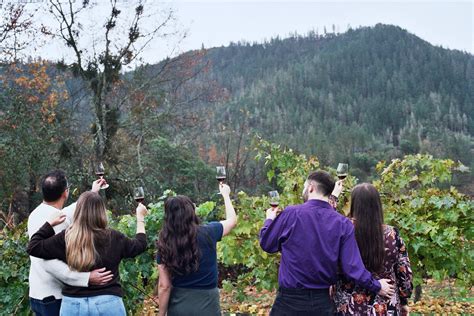 Wine Tours For Boutique Wineries In Southern Oregon Latitude Wine Tours