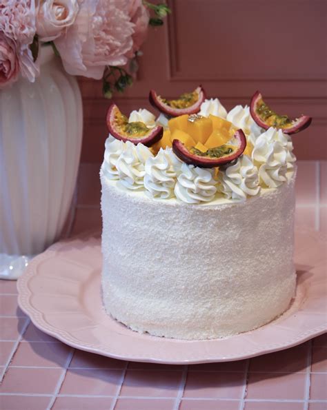 Layer Cake Coco Passion Besties Bakery Paris