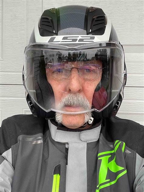 LS2 Valiant II Helmet Review [Modular For Motorcycle Touring]