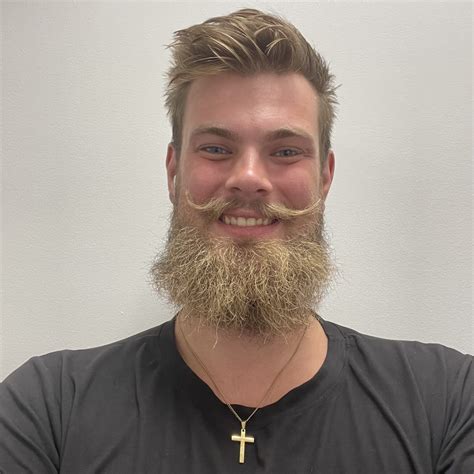 Christopher Clegg Physiochirowellness