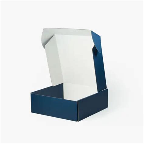 Medium Square Mailer Box Geotobox