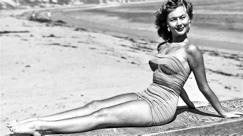 25 Most Loved Hollywood Actresses Of 1960s Youtube