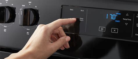 How To Use An Oven Preheating And Cooking Tips Lucir Appliances